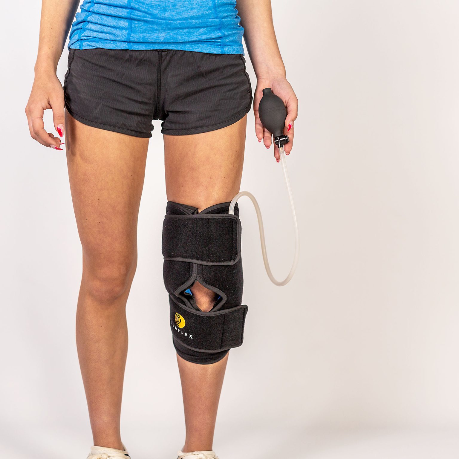 Cryo Pneumatic Hinged Knee - elizur